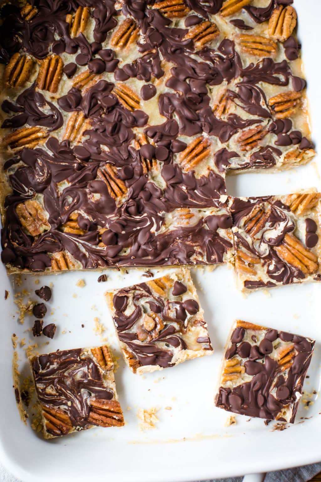 Turtle Bars Recipe (Easy to Make)