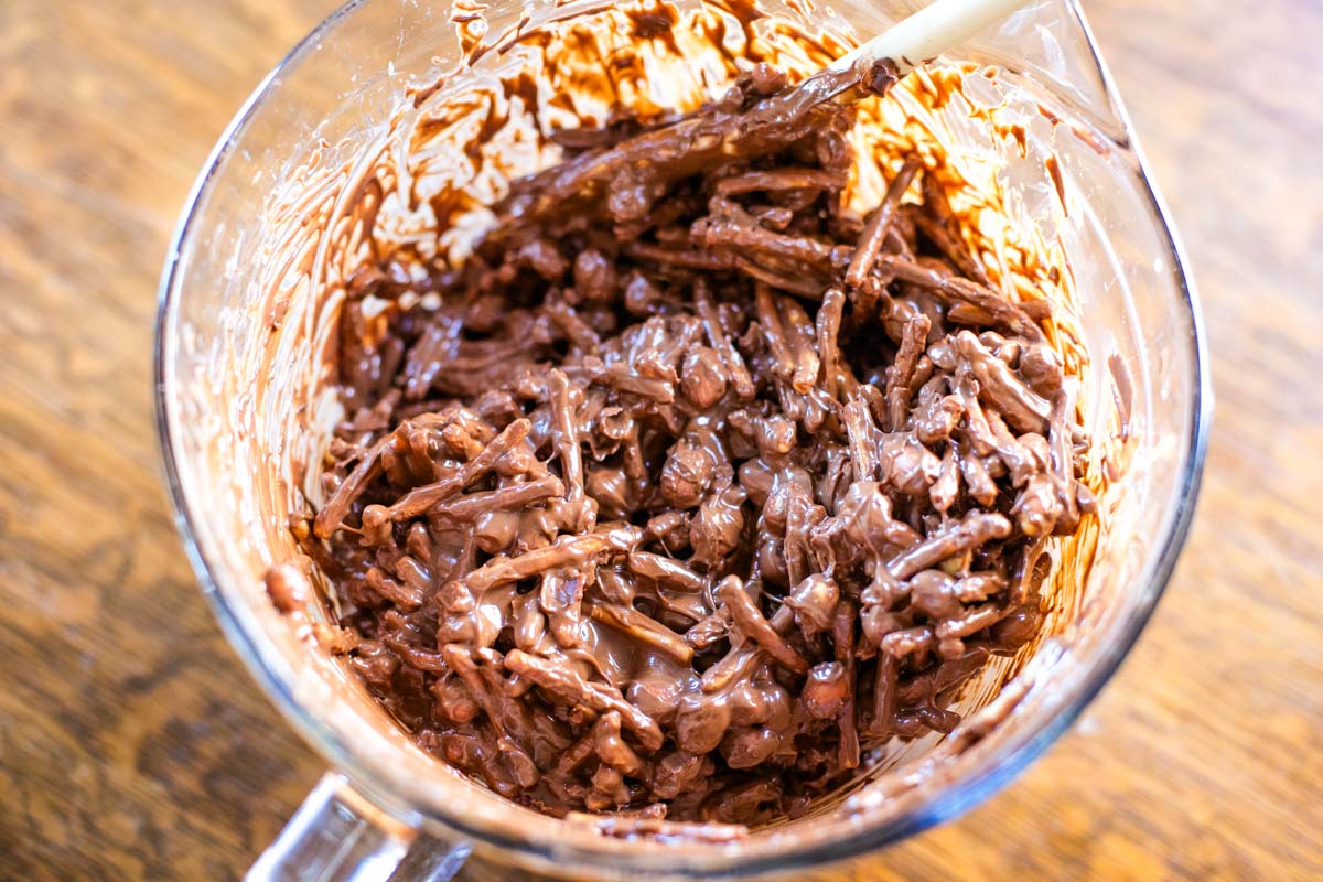 No-Bake Chocolate Haystacks Recipe (Only 4 Ingredients!)